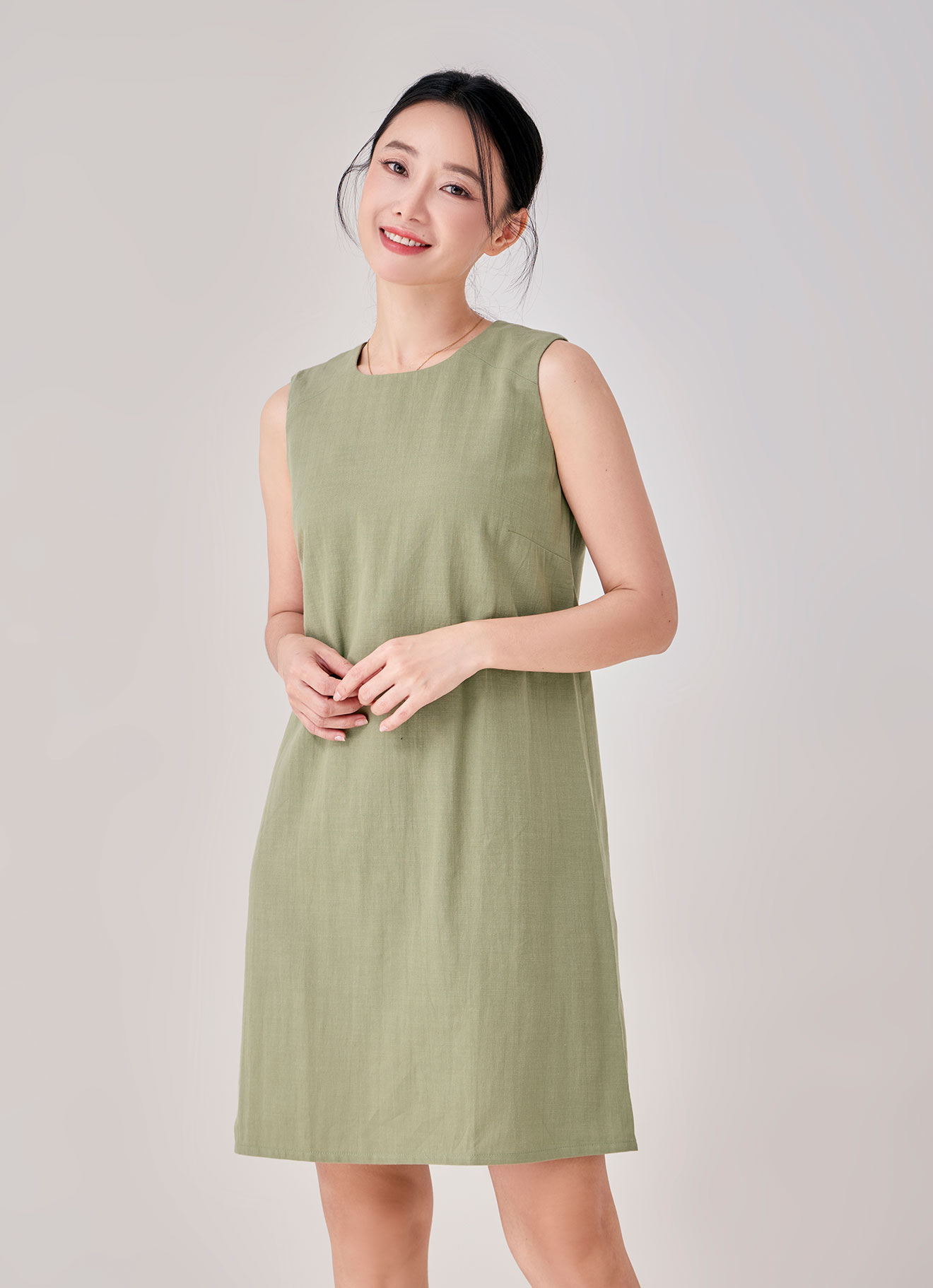 Sleeveless Dress | Escort